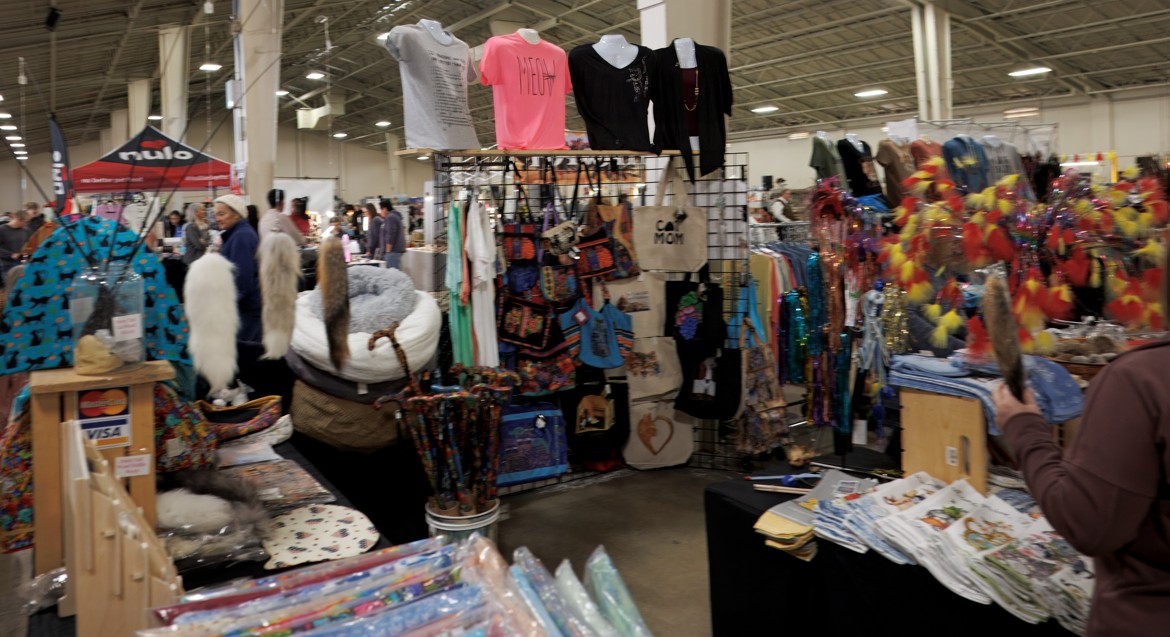 Vendors Galore at Meow Mall – CFA's San Diego Cat Show