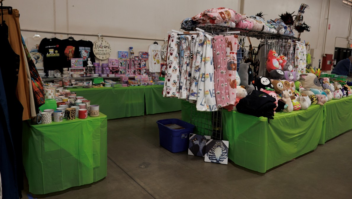 Vendors Galore at Meow Mall – CFA's San Diego Cat Show